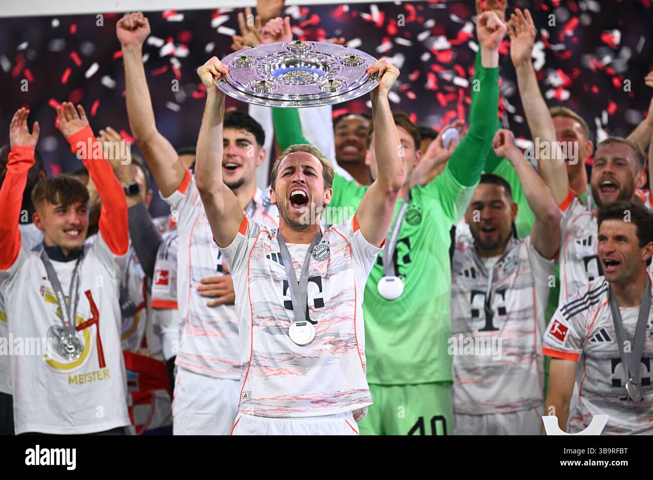 Bayern Munich's Harry Kane with The Bundesliga Meisterschale ...