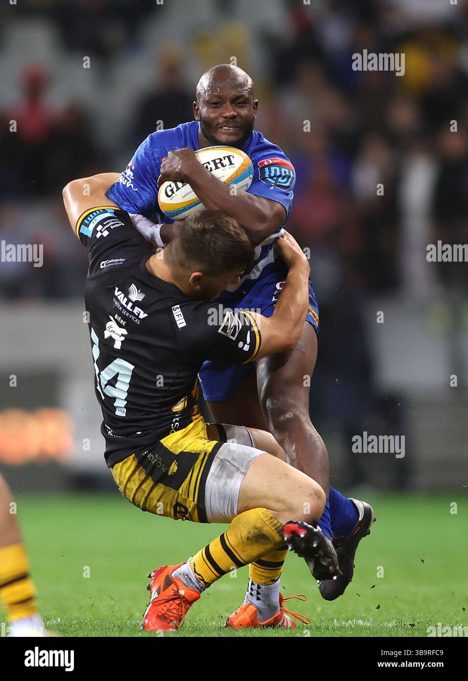 CAPE TOWN, SOUTH AFRICA - MAY 10: Harry Rees-Weldon of Dragons RFC ...