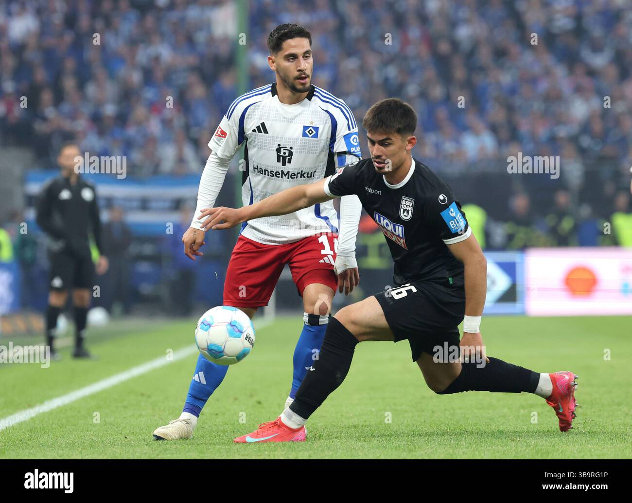 10 May 2025, Hamburg: Soccer: Bundesliga 2, Hamburger SV - SSV Ulm 1846 ...