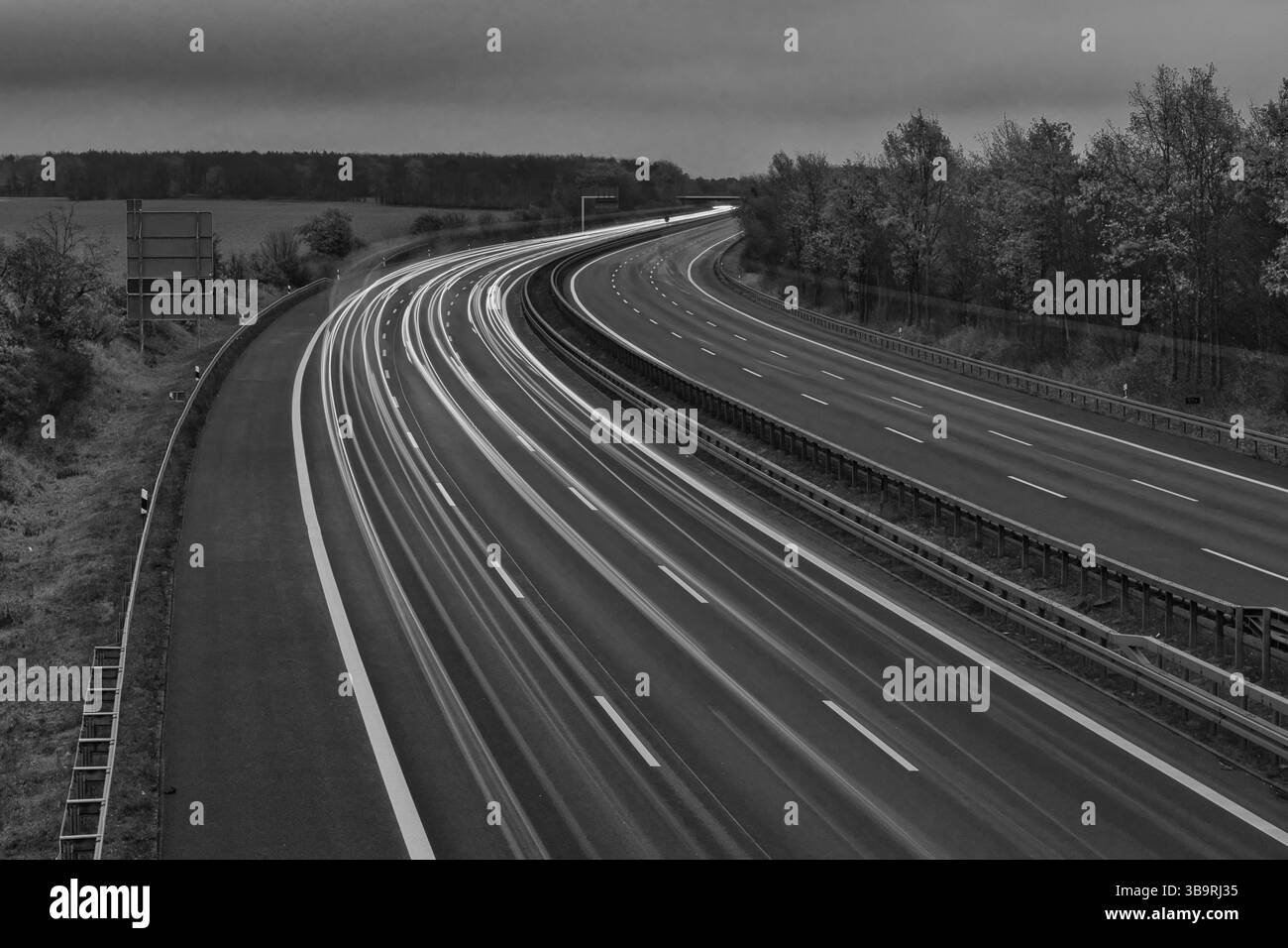 Traffic on the Highway - Travel - Background - Line - Ecology - Long ...