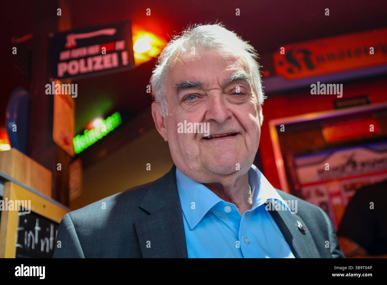 Dinslaken, Germany. 10th May, 2025. Herbert Reul (CDU), Minister of the ...