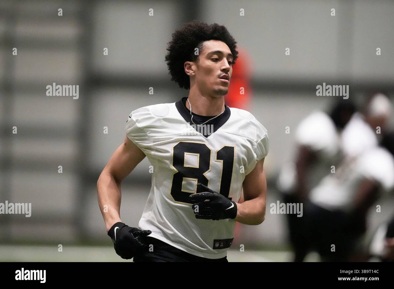 New Orleans Saints wide receiver Leon Johnson III (81) goes through ...