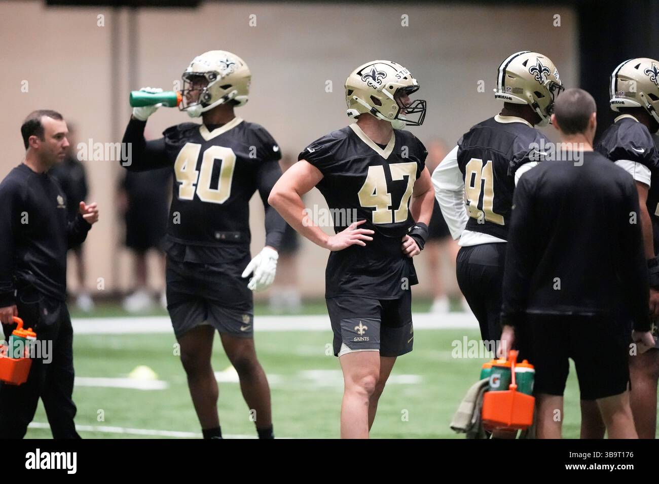 New Orleans Saints linebacker Danny Stutsman (47) goes through drills ...