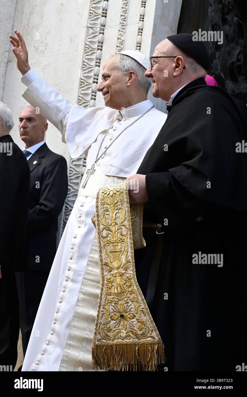 Vatican City State, Vatikanstadt. 10th May, 2025. Pope Leo XIV, Surprise visit to the sanctuary ...