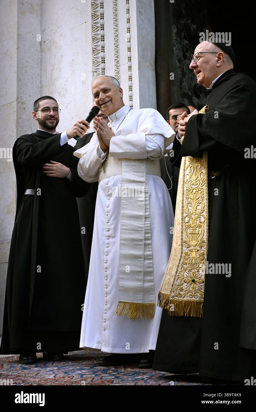 Vatican City State, Vatikanstadt. 10th May, 2025. Pope Leo XIV, Surprise visit to the sanctuary ...