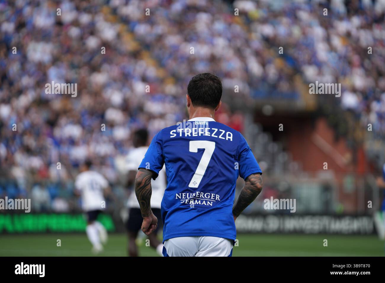 Gabriel Strefezza (7 COM). Serie A football match between Como 1907 and ...