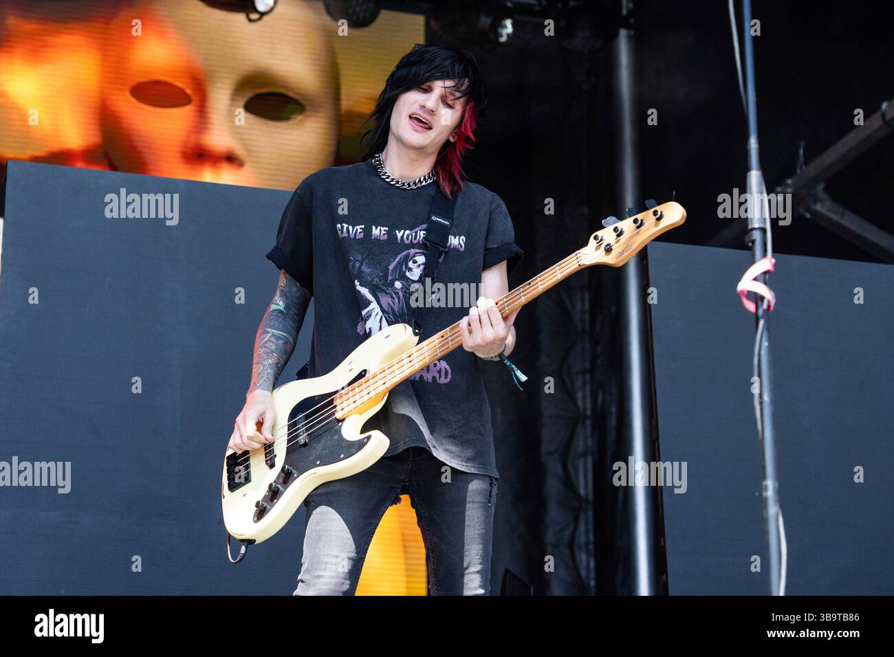 Colton Westerman of Scary Kids Scaring Kids performs during Sonic ...