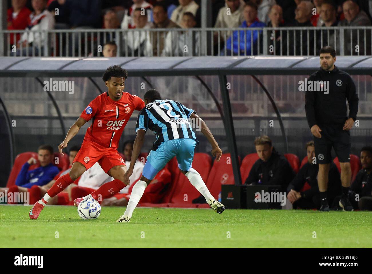 Almere, Netherlands. 10th May, 2025. ALMERE, 10-05-2025, Yanmar Stadium ...