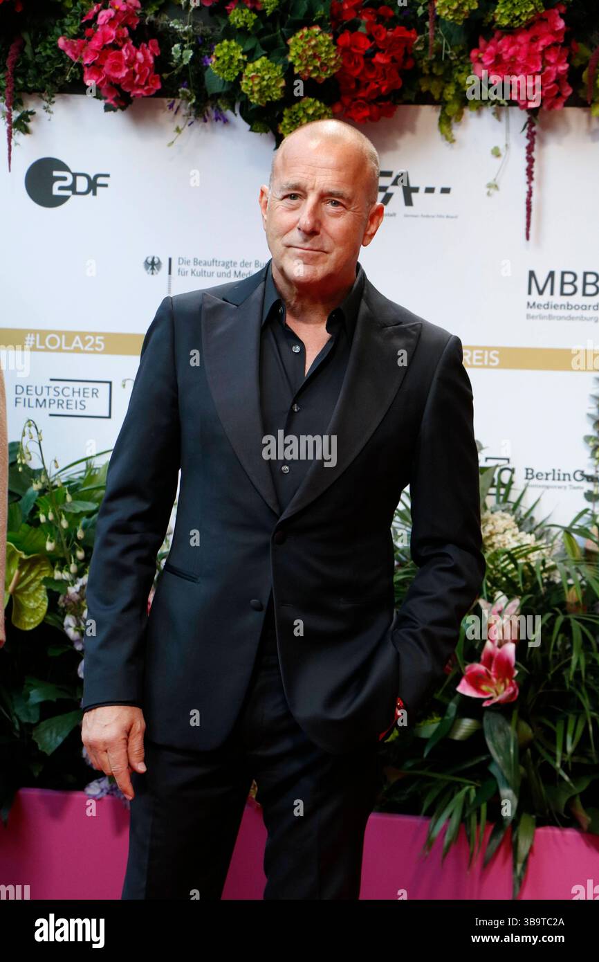 Benno Führmann bei der Ankunft zur Verleihung des Deutschen Filmpreises ...