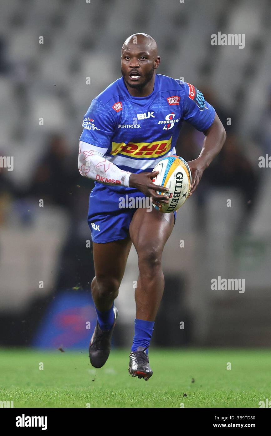 CAPE TOWN, SOUTH AFRICA - MAY 10: Seabelo Senatla of DHL Stormers in ...