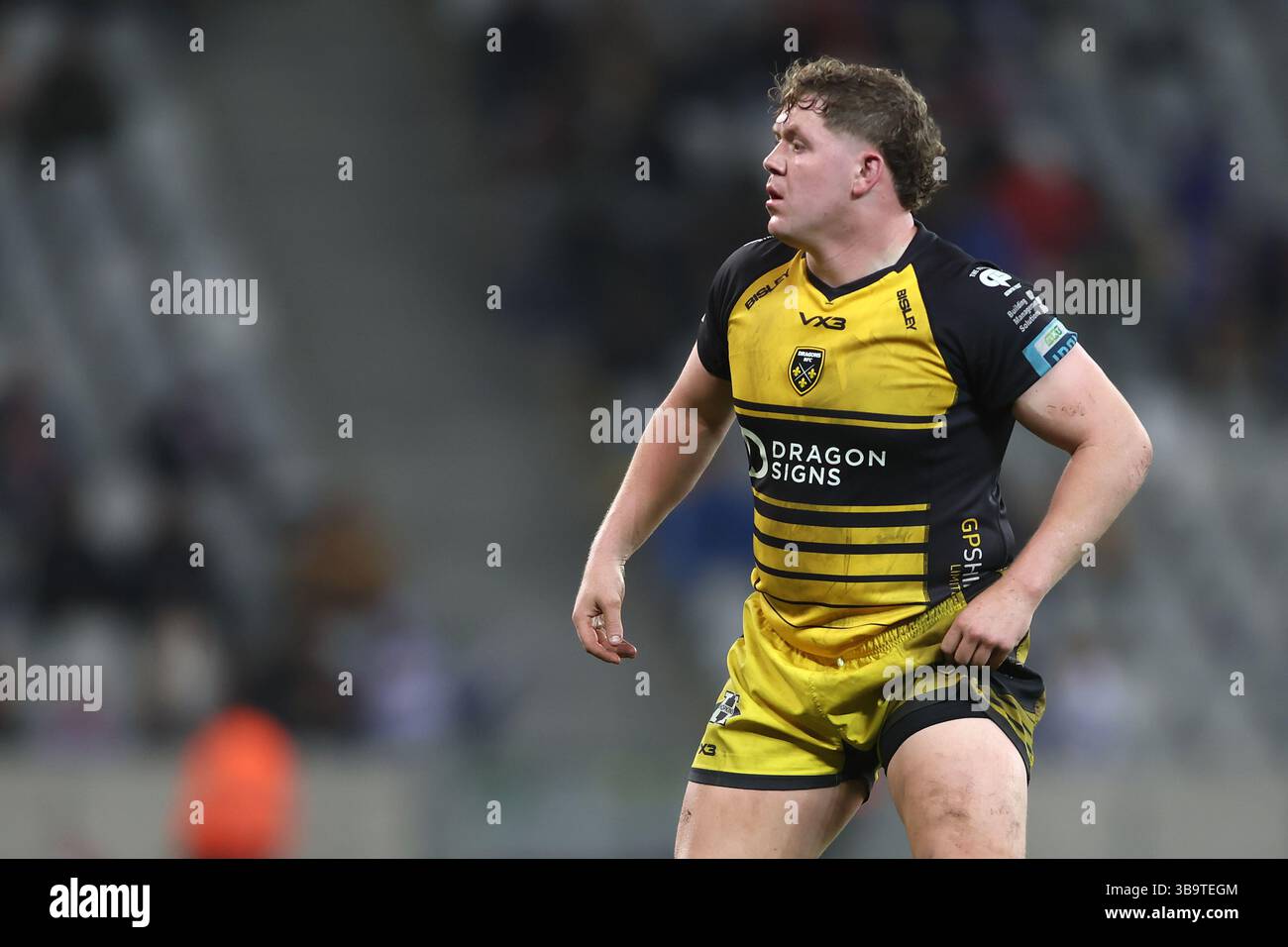 CAPE TOWN, SOUTH AFRICA - MAY 10: Brodie Coghlan of Dragons RFC during ...