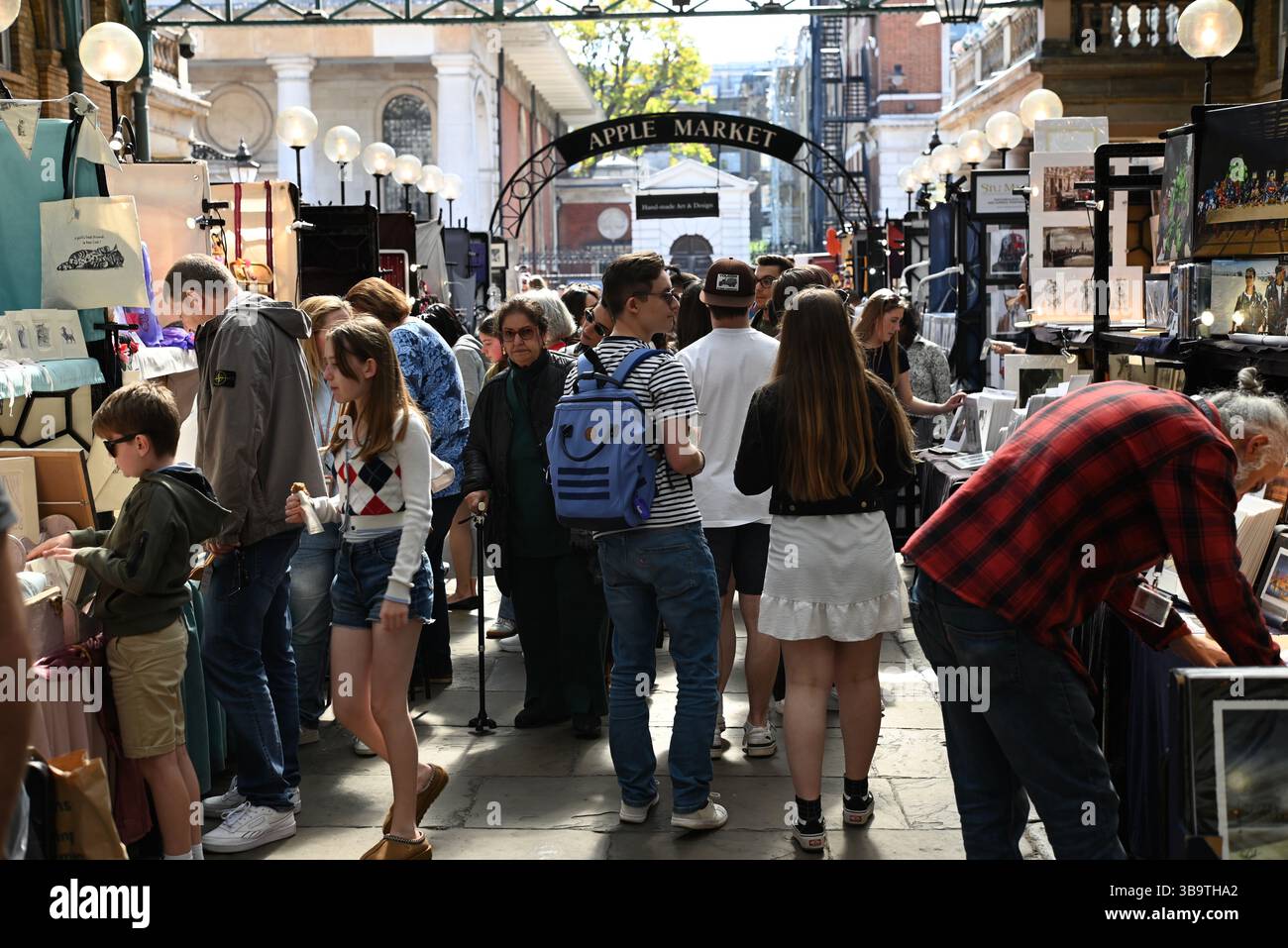 A shopping and entertainment hub in London's West End, Covent Garden ...