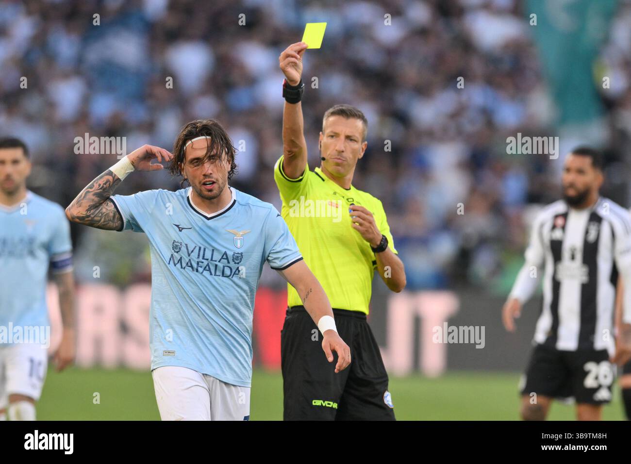 Stadio Olimpico, Rome, Italy. 10th May, 2025. Serie A Football; Lazio versus Juventus; referee ...