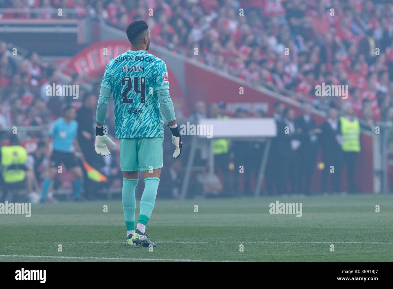 Lisbon, Lisbon, Portugal. 10th May, 2025. Sporting goalkeeper from ...
