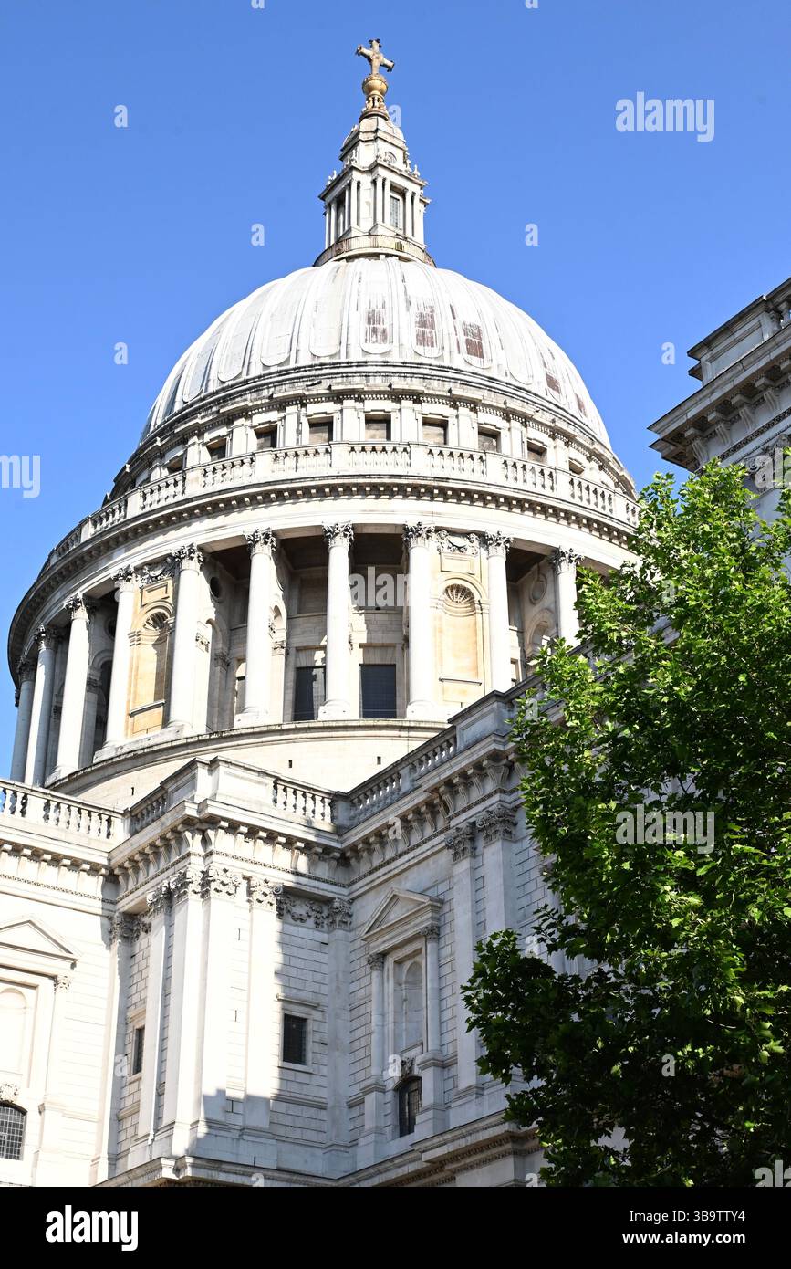 The cathedral is one of the most famous and recognisable sights of ...