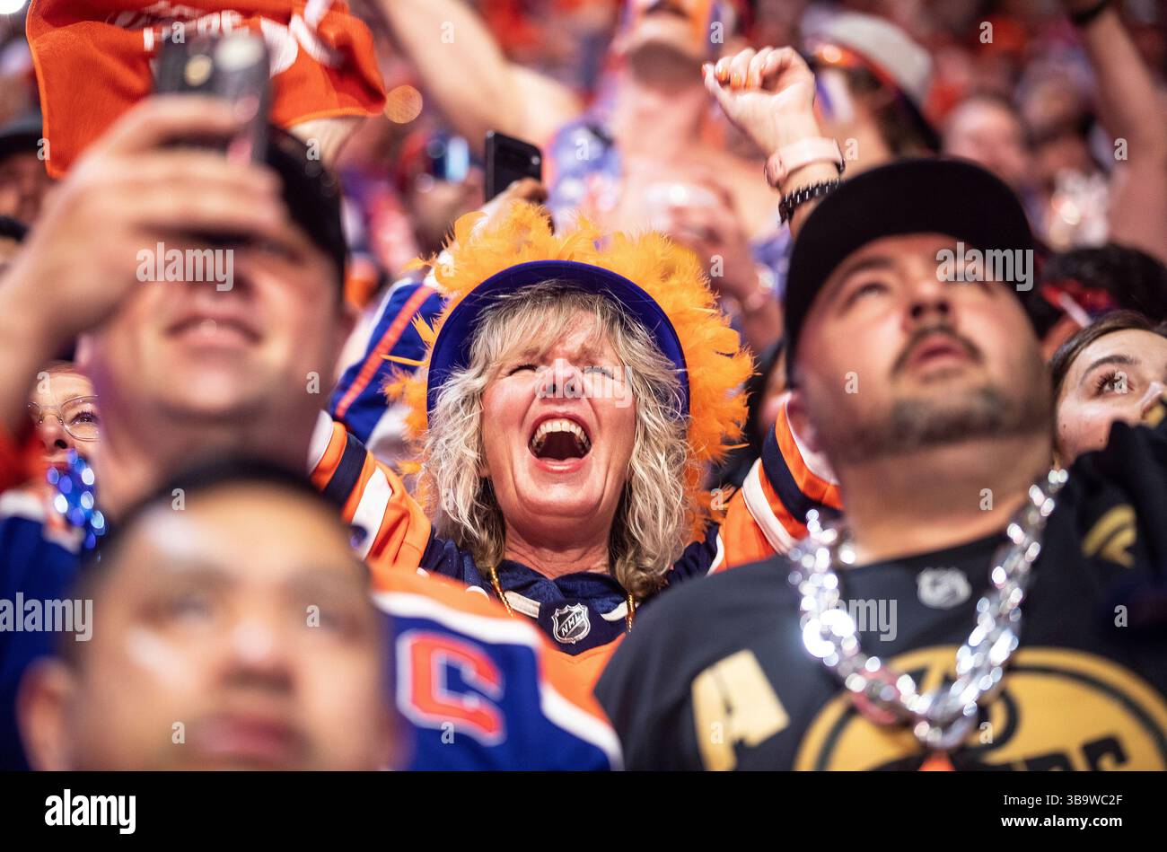 Fans cheer as the Vegas Golden Knights and the Edmonton Oilers take to ...