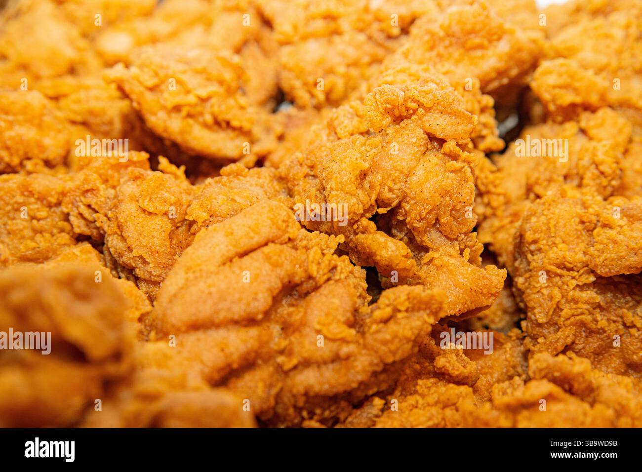 Close-up of deep-fried boneless chicken pieces Stock Photo - Alamy