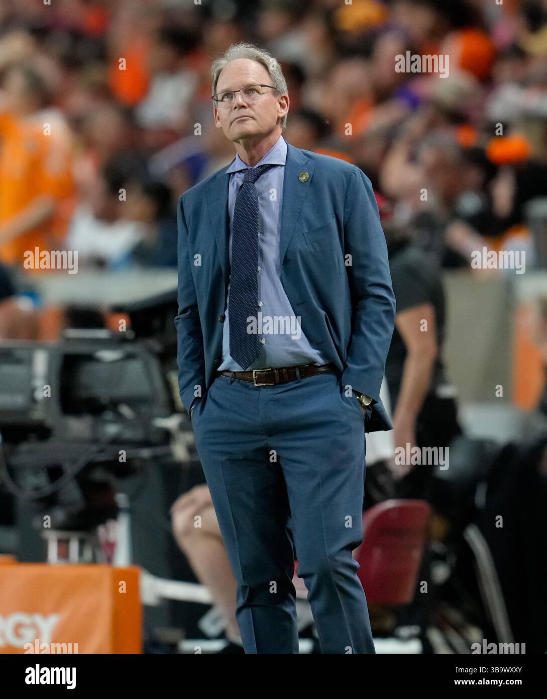 Houston, Texas, USA. 10th May, 2025. Seattle Sounders head coach BRIAN ...
