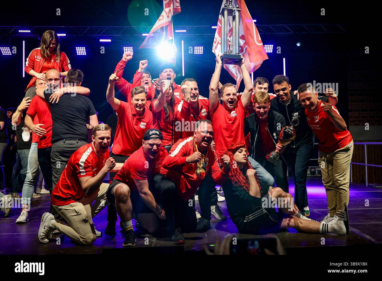 10 May 2025, Bavaria, Würzburg: The Finsterwalde male ballet group is ...