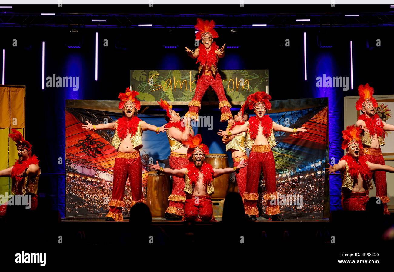 10 May 2025, Bavaria, Würzburg: The men's ballet group "Turedancer ...