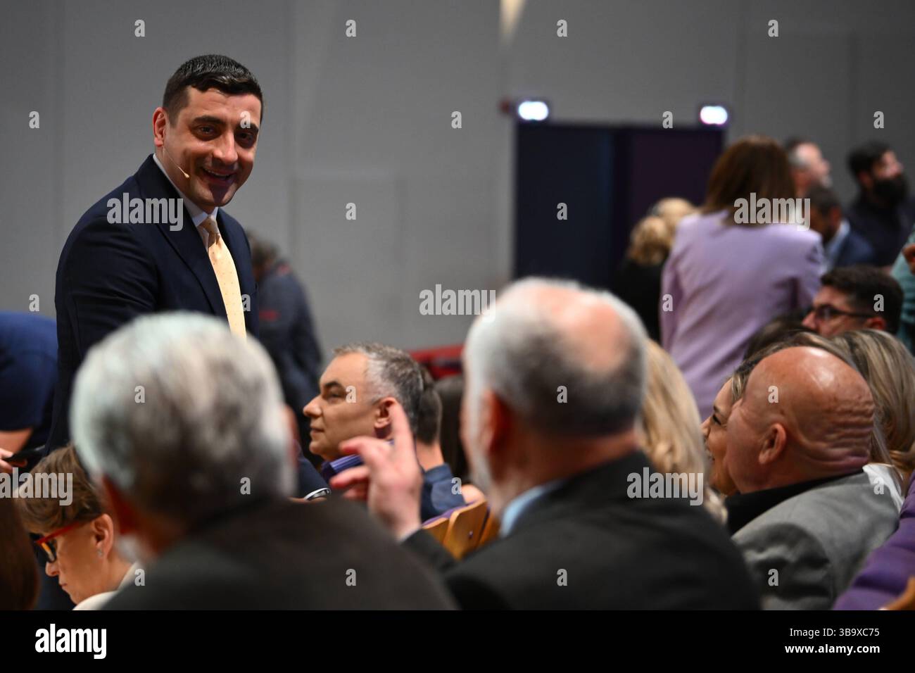 ROMANIA-POLITICS-VOTE-DEBATE Presidential candidate George Simion ...