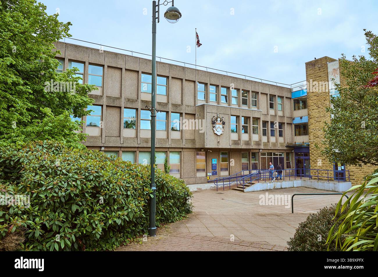 Oldham central station hi-res stock photography and images - Alamy