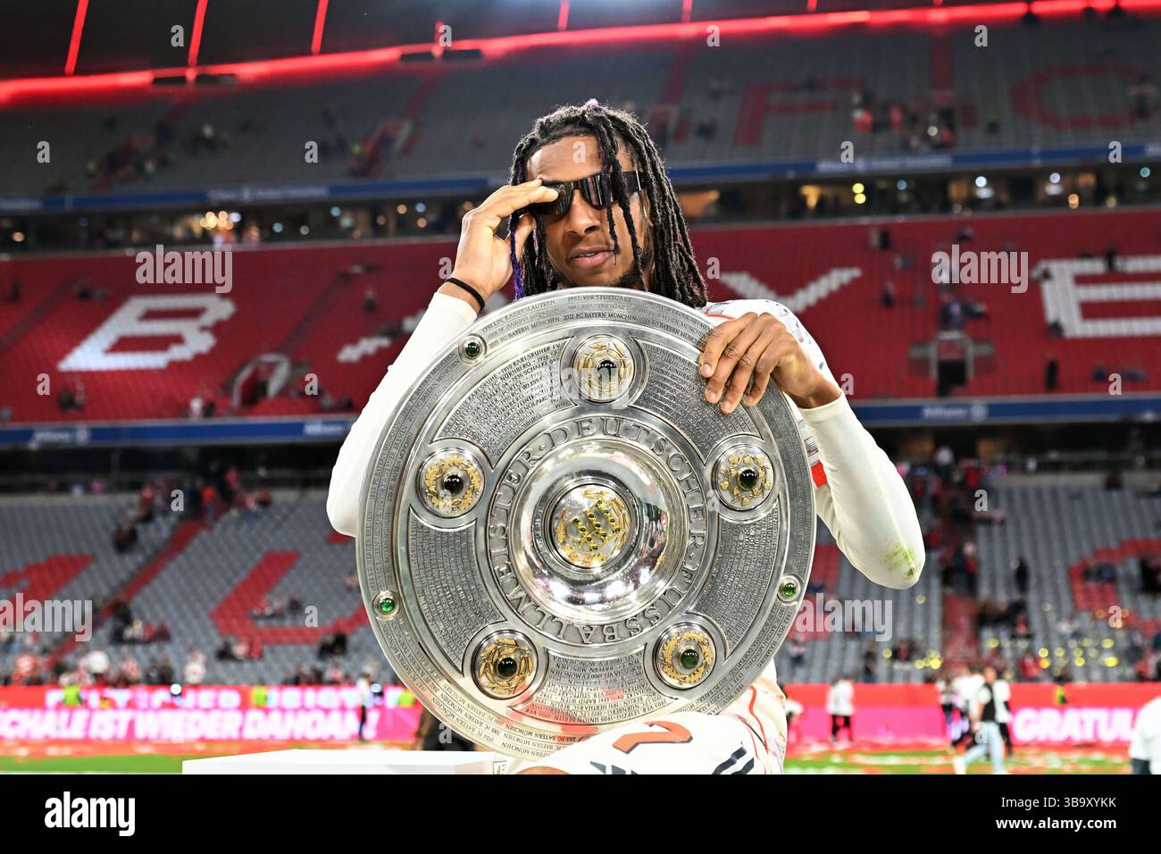 Munich, Deutschland. 10th May, 2025. Michael OLISE (FC Bayern Munich ...