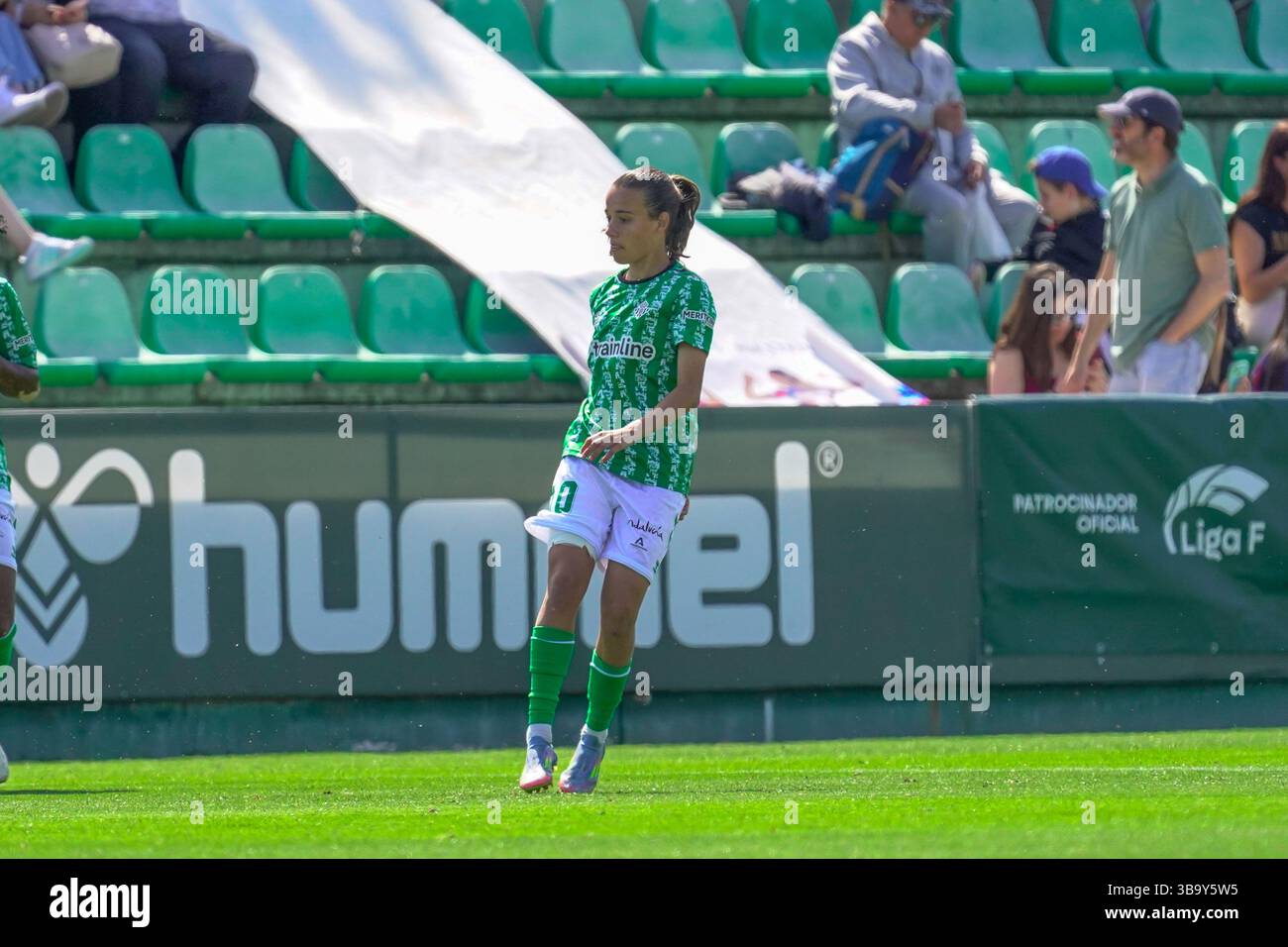 Seville, Spain, May 11th 2025 Rosa Márquez (N10) during warm up before ...