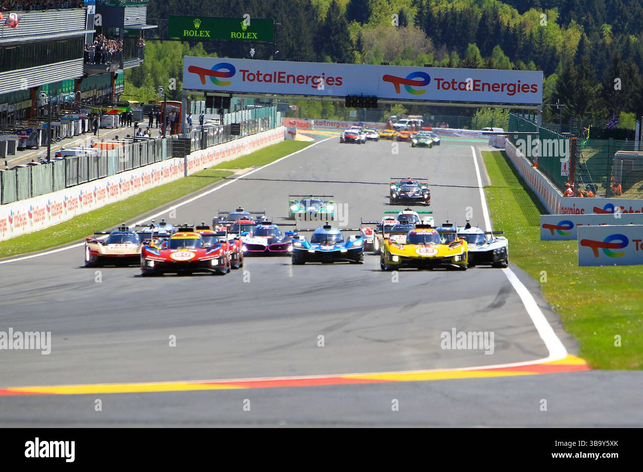 Stavelot, Belgien 07. - 10. Mai 2025: FIA WEC 6 Hours of Spa-Francorchamps - 2025 Im Bild: Start ...