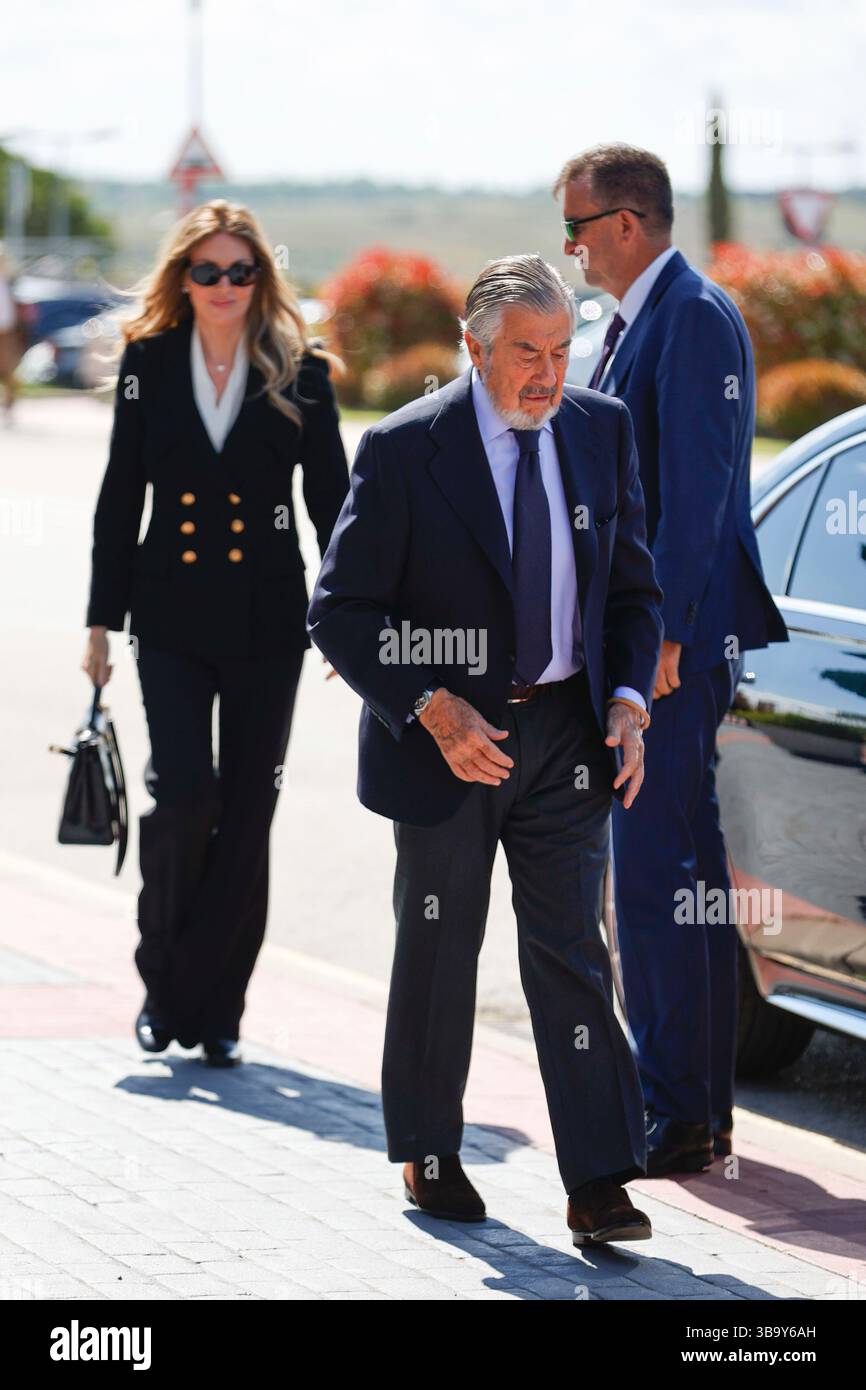 Alberto Alcocer at the Tanatorio Parcesa La Paz in Tres Cantos, to say ...