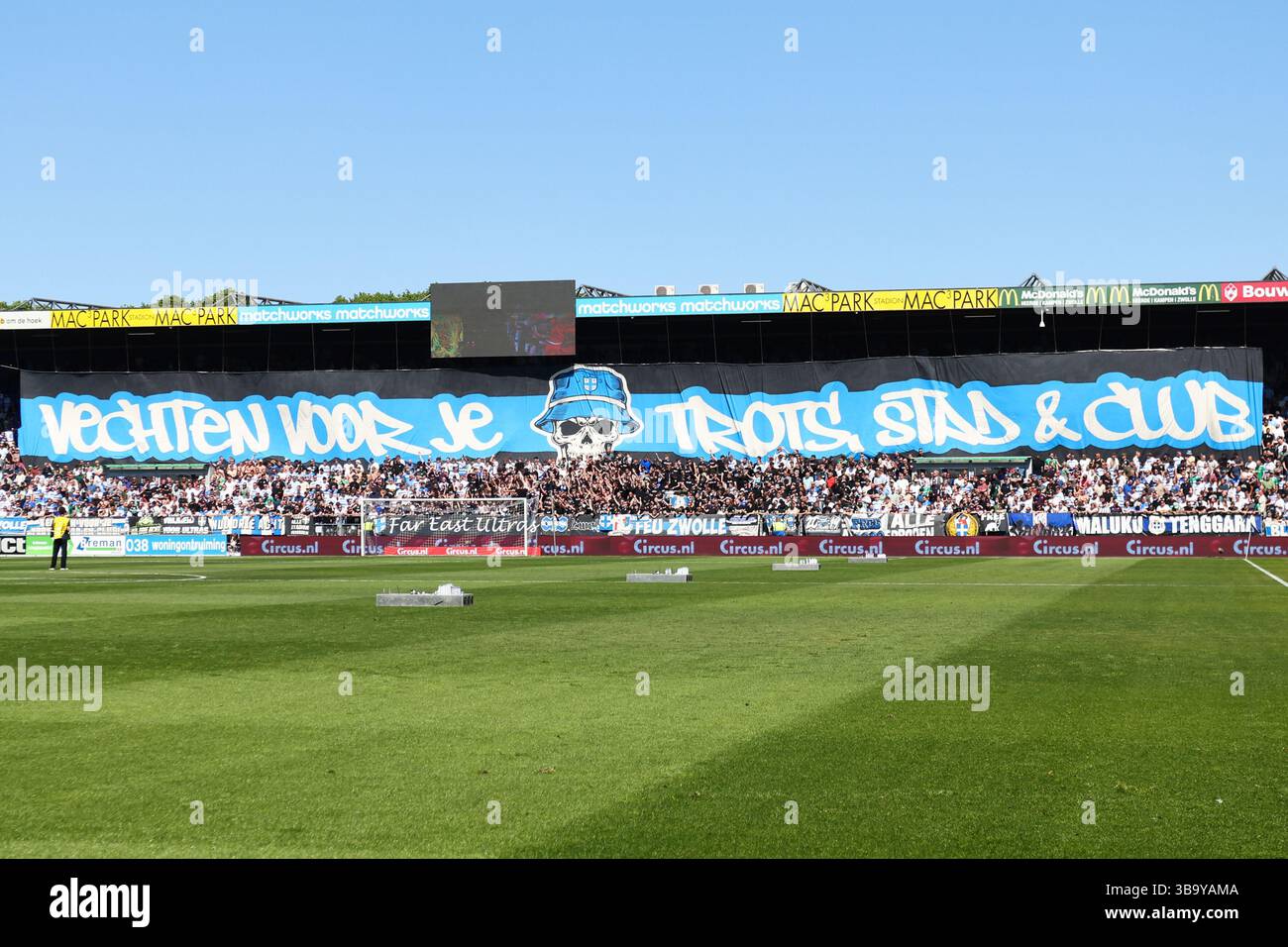 ZWOLLE, 11-05-2025, MAC3PARK stadium, season 2024/2025, Dutch ...