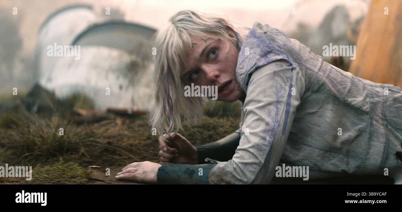 Predator Badlands Elle Fanning Stock Photo - Alamy