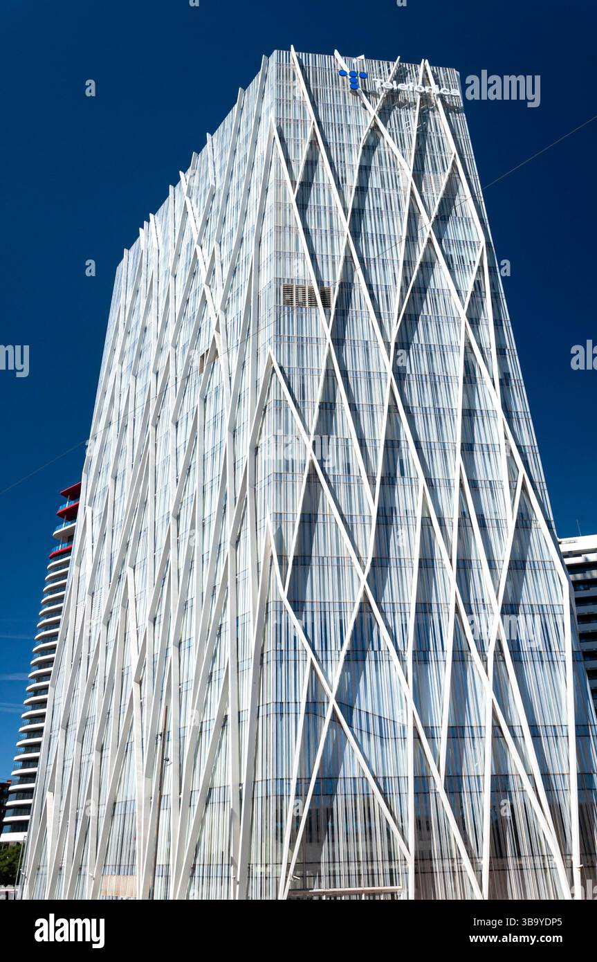 Diagonal Zero Zero, also known as Torre Diagonal One, designed by Emba ...