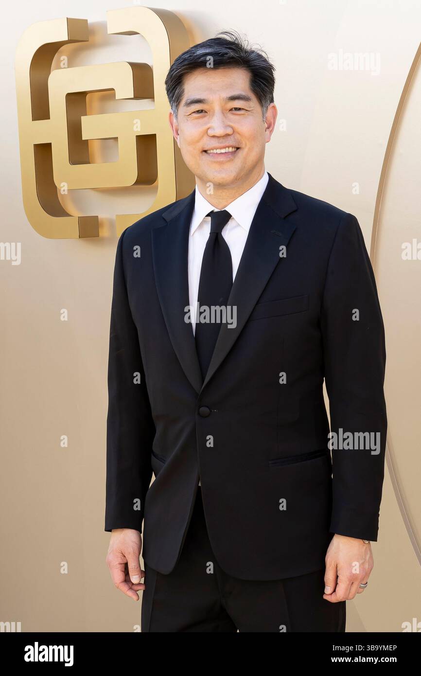 Los Angeles, USA. 10th May, 2025. Albert Cheng attends the arrivals of ...