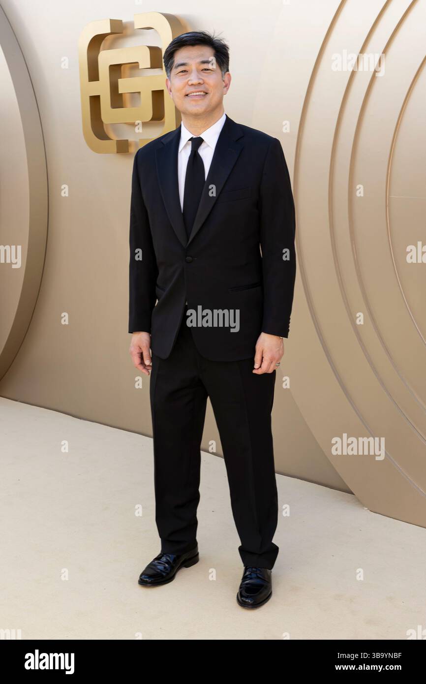 Los Angeles, USA. 10th May, 2025. Albert Cheng attends the arrivals of ...