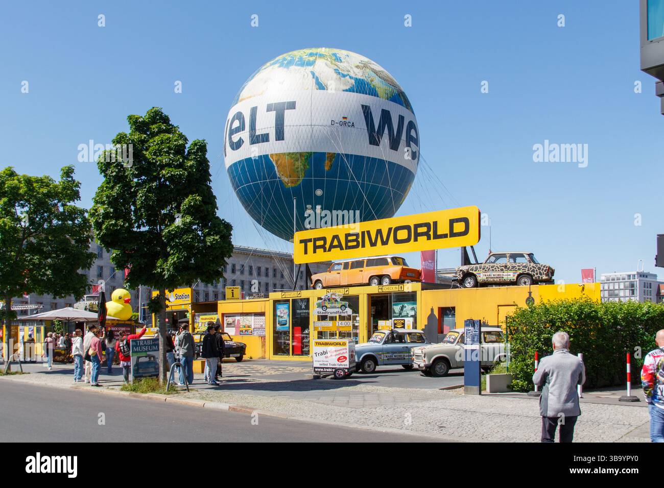 2025 balloon hi-res stock photography and images - Alamy