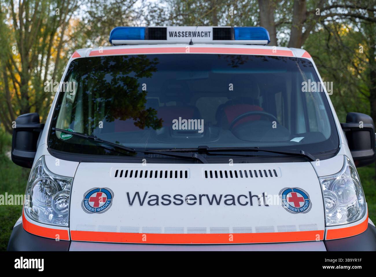 Themenbild - Fahrzeug der DRK Wasserwacht, 11.05.2025 Themenbild ...