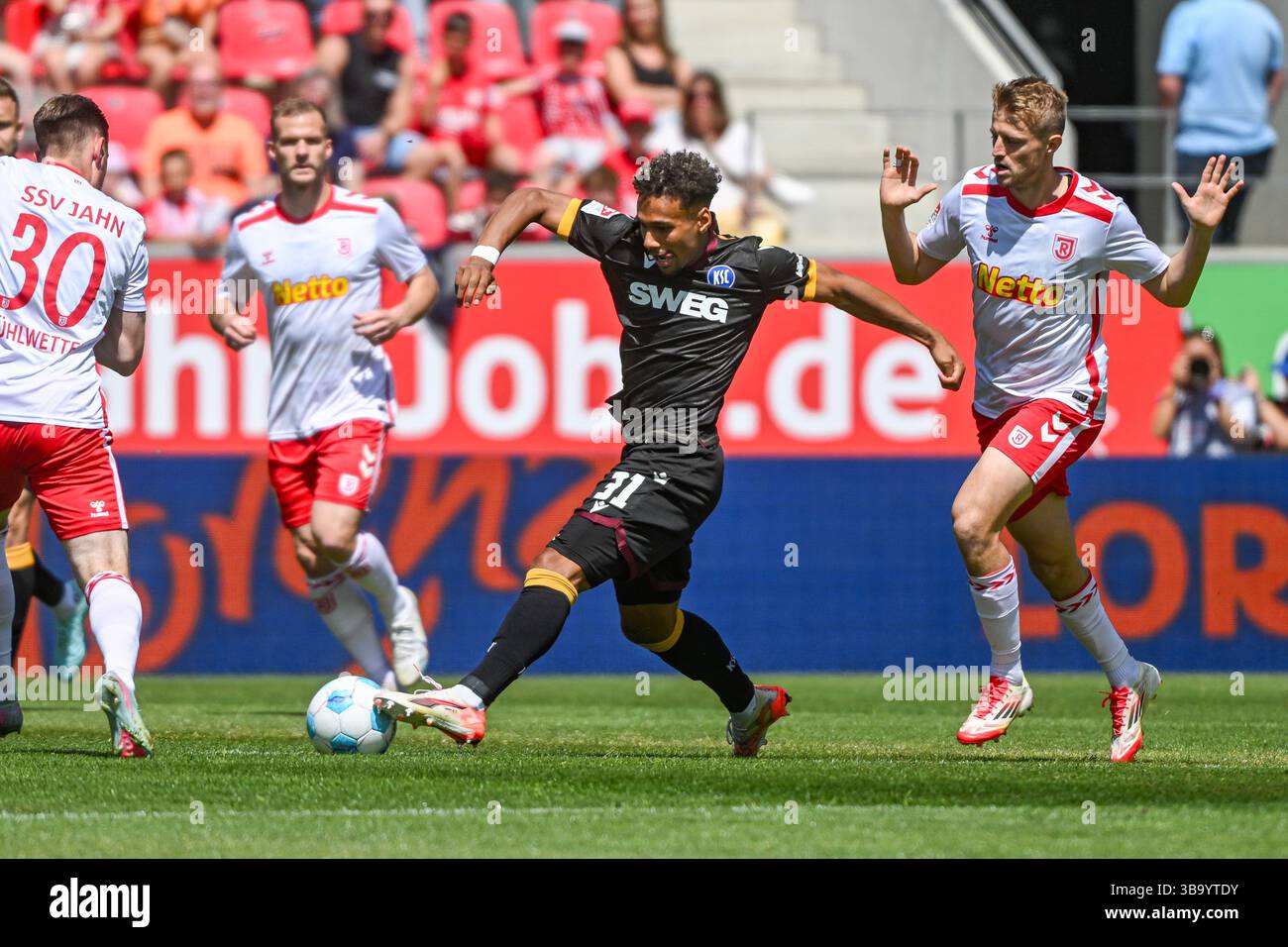 Regensburg, Germany. 11th May, 2025. Soccer: Bundesliga 2, SSV Jahn ...