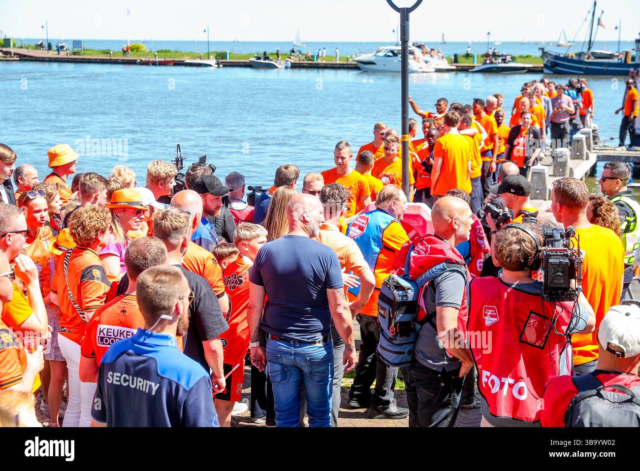 Volendam, Netherlands. 11th May, 2025. VOLENDAM - 11-05-2025, Volendam ...