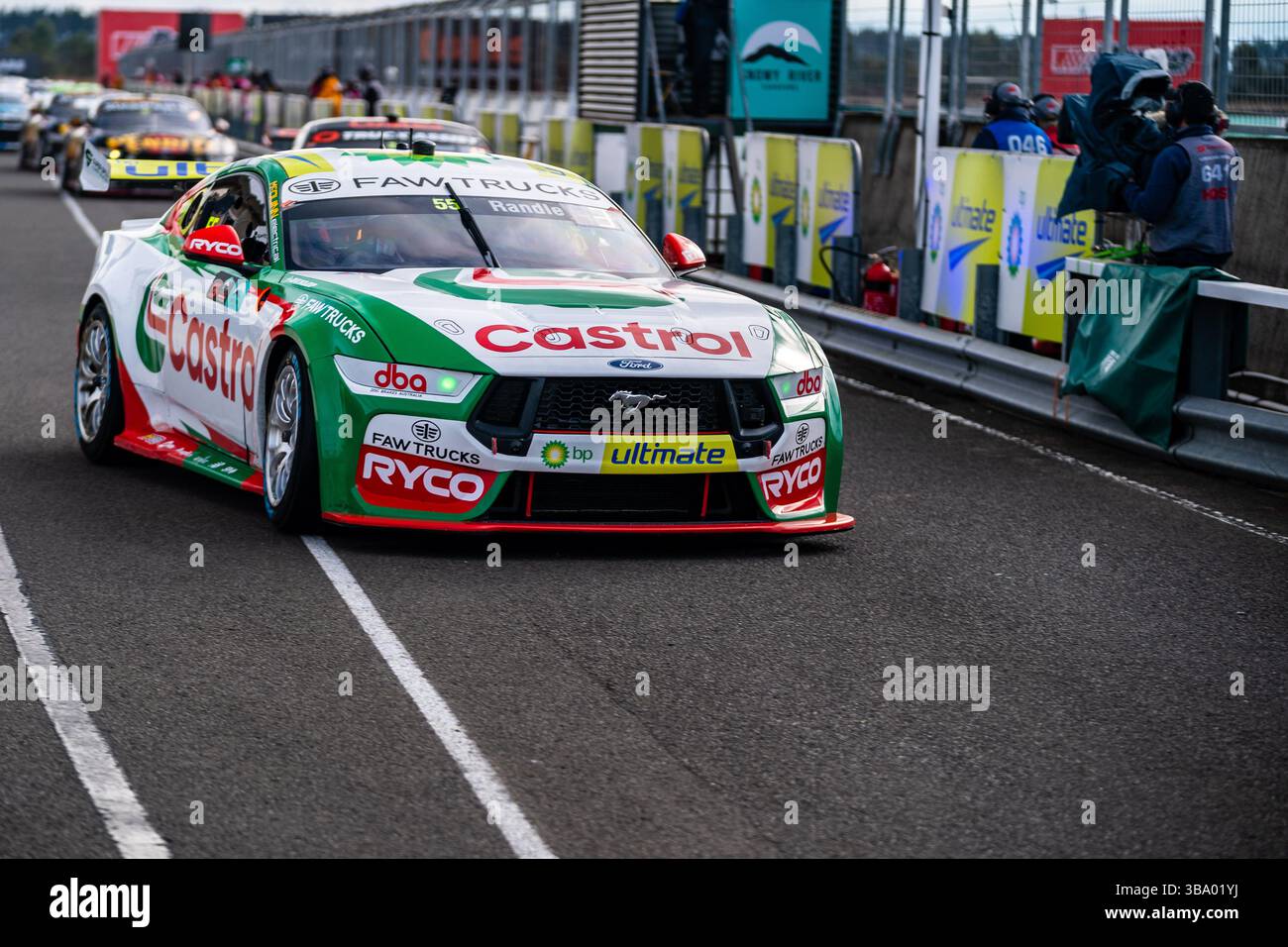 Cranbourne, Victoria, Australia. 11th May, 2025. THOMAS RANDLE (55) of ...