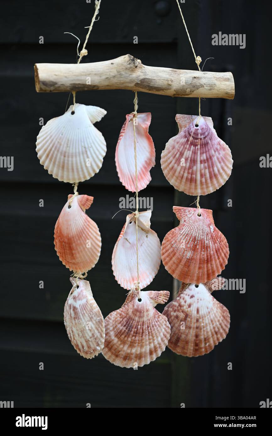Hand made seashell wind hi-res stock photography and images - Alamy