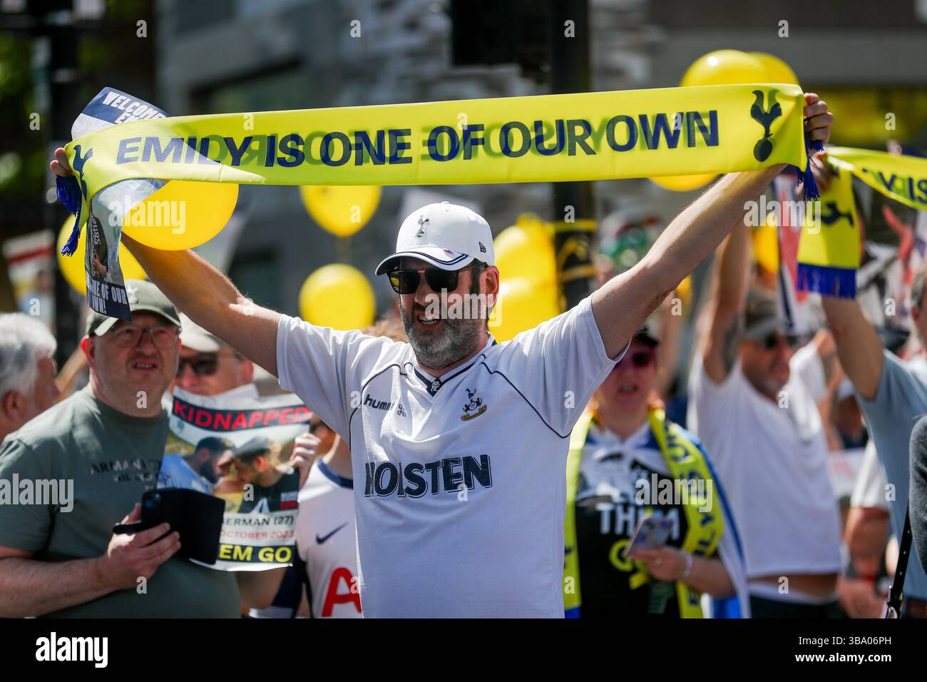 London, UK. 11th May, 2025. Fans protest outside of Tottenham Hotspur ...