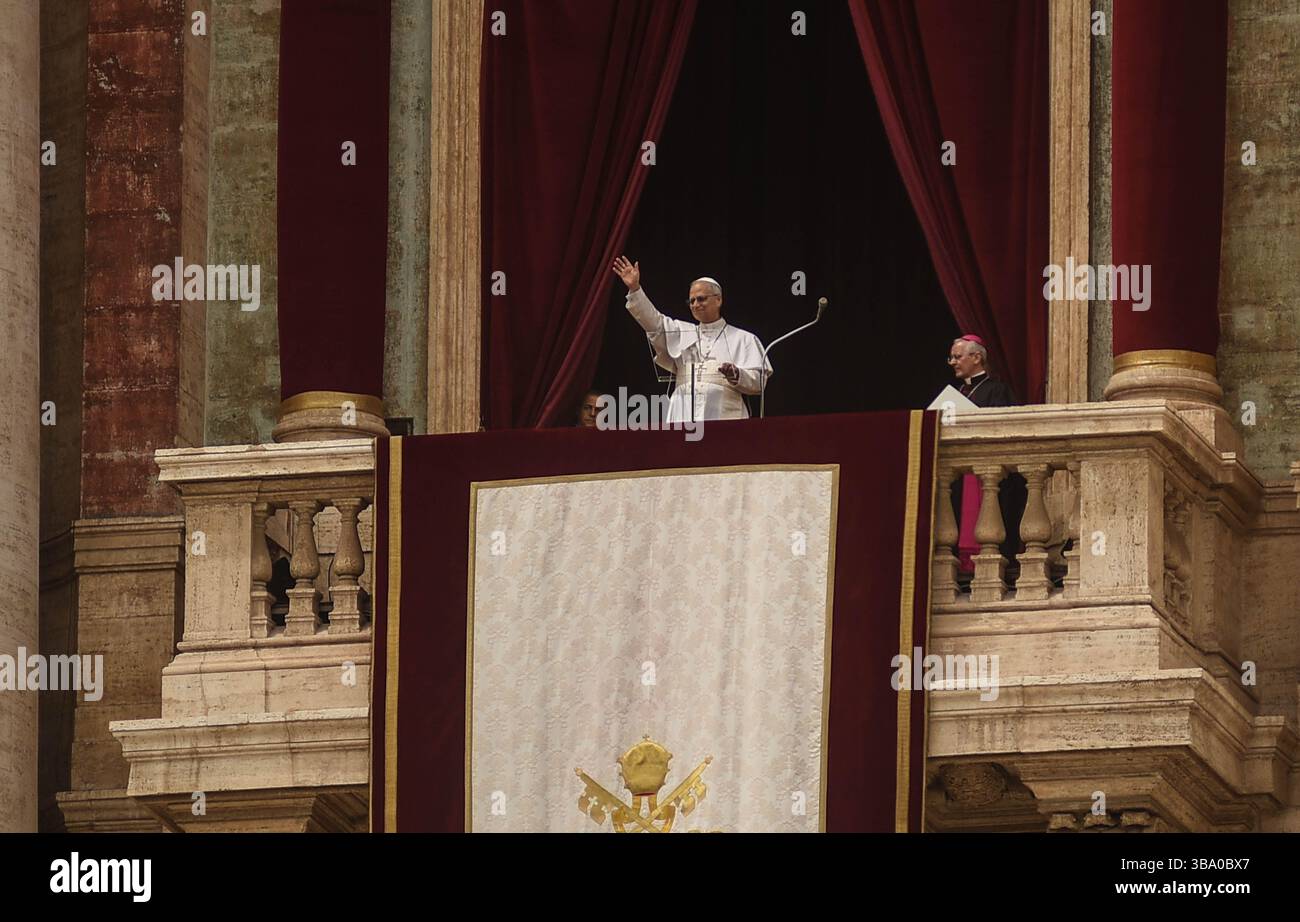 Vatican, Vatican, Vatican. 11th May, 2025. Dozens of bands and faithful ...
