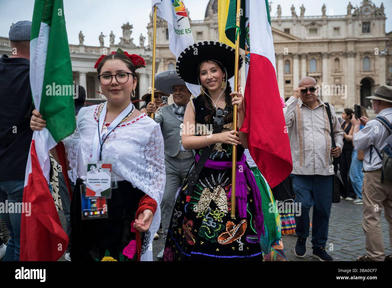 Vatican City, Vatican. Vatican, Vatican, Vatican. 11th May, 2025. Girls ...