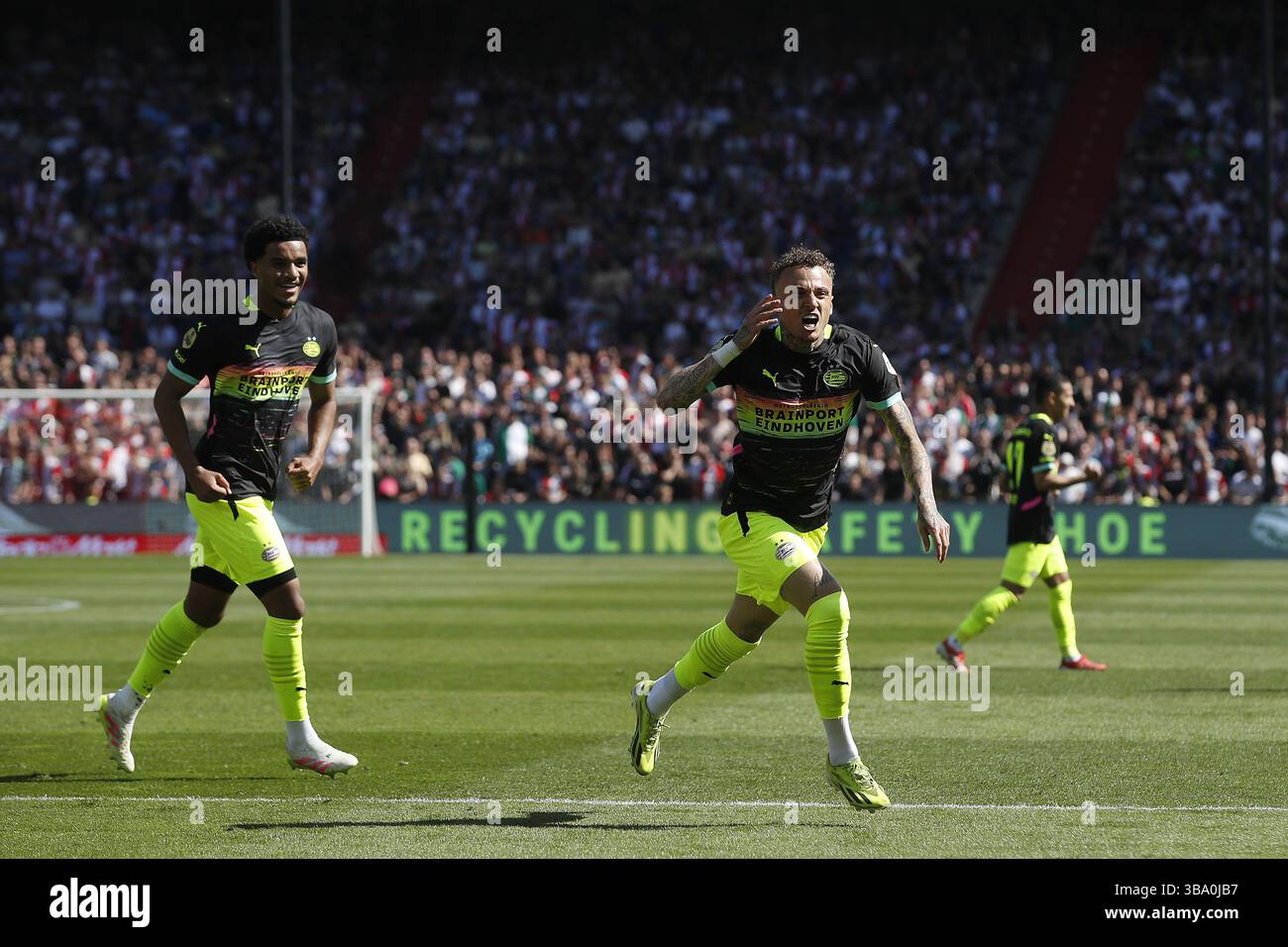 ROTTERDAM - (l-r) Malik Tillman of PSV Eindhoven, Noa Lang of PSV ...