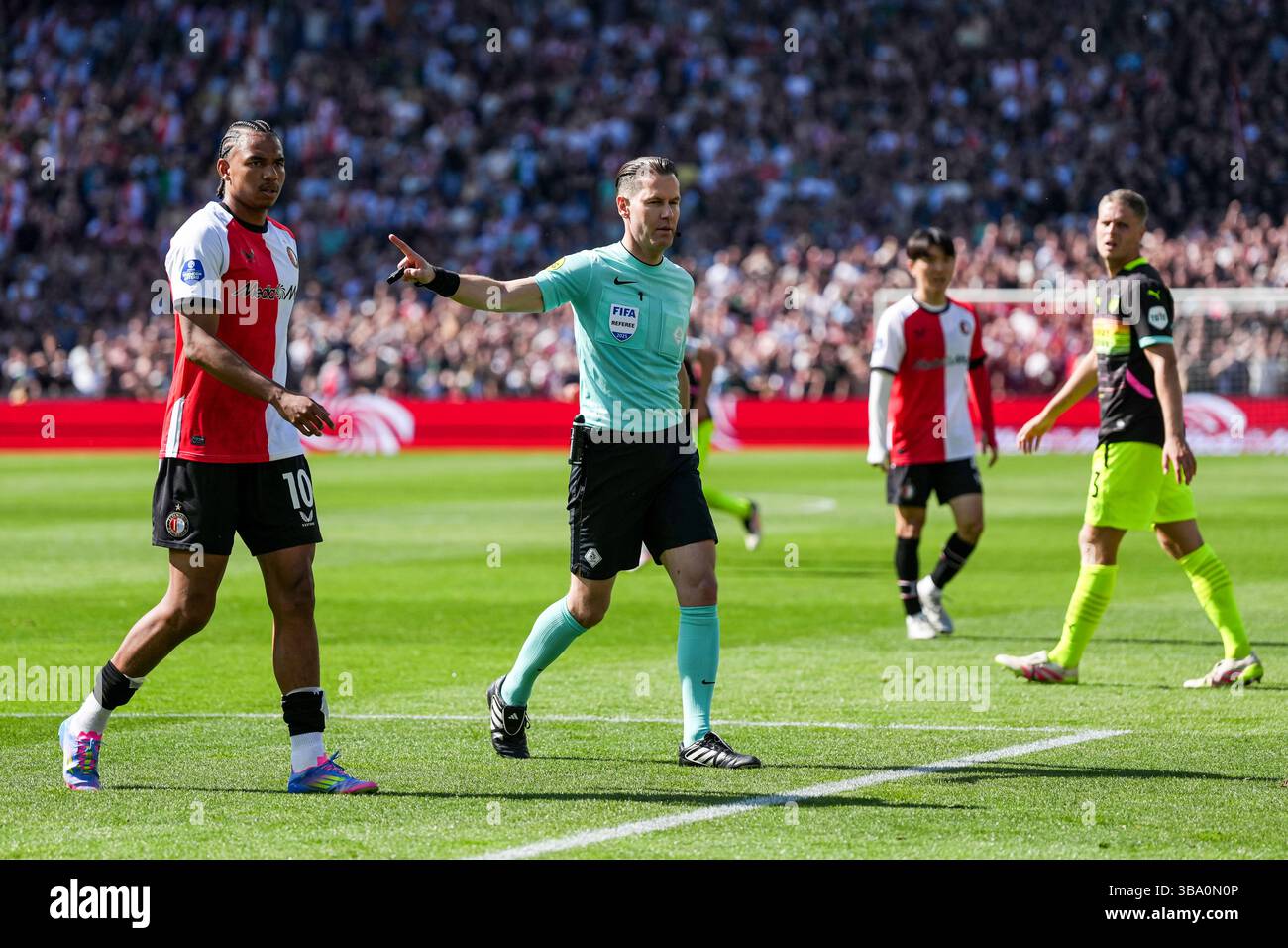 Rotterdam, The Netherlands. 11th May, 2025. Rotterdam - Referee Danny ...