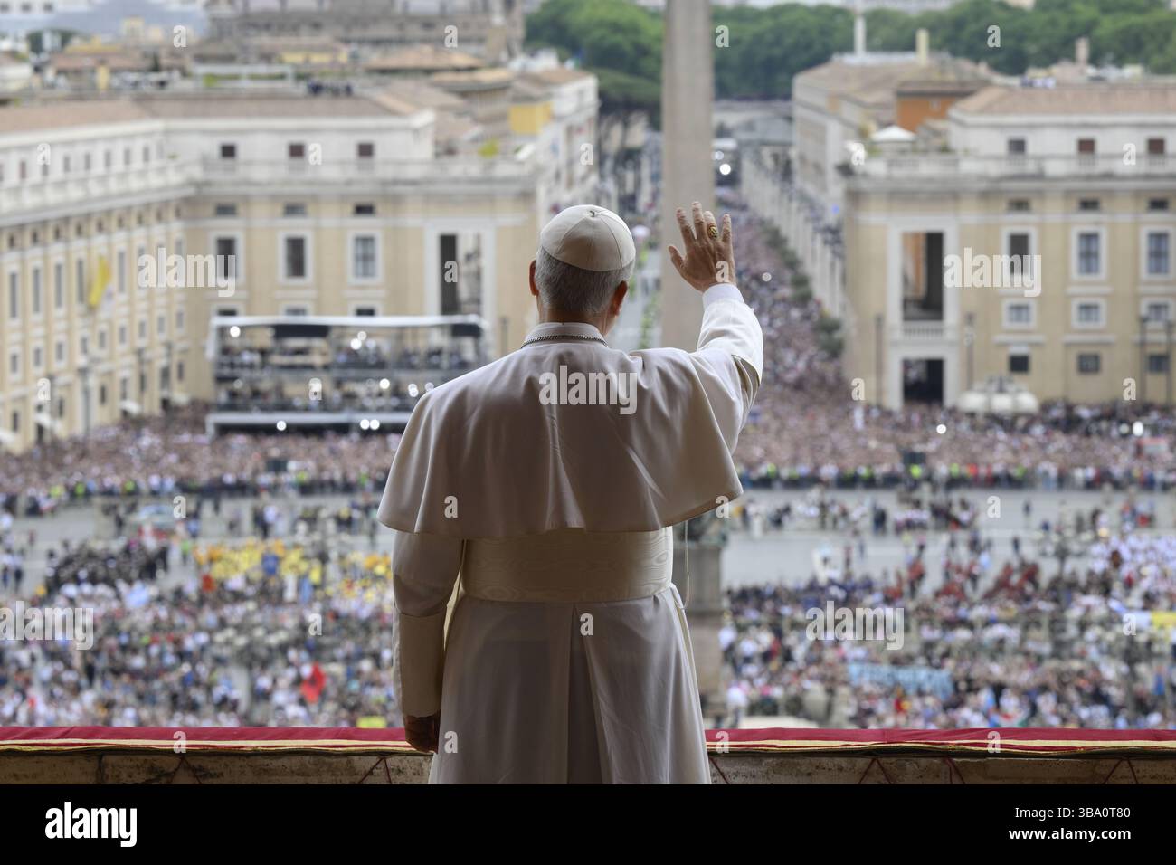Vatican, Vatican. 11th May, 2025. **NO LIBRI** Italy, Rome, Vatican ...