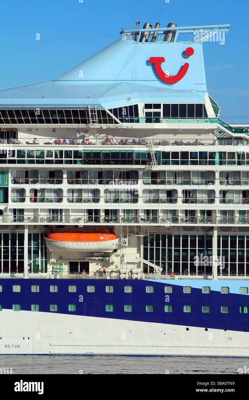 Midships section of TUI cruise ship Marella Discovery 2 Stock Photo - Alamy