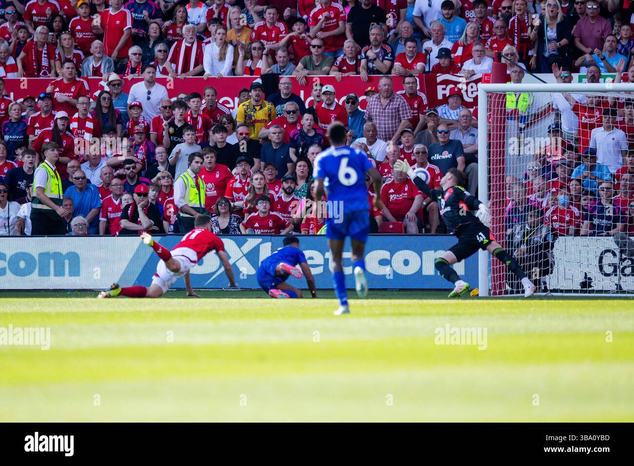The City Ground, Nottingham, UK. 11th May, 2025. Premier League ...
