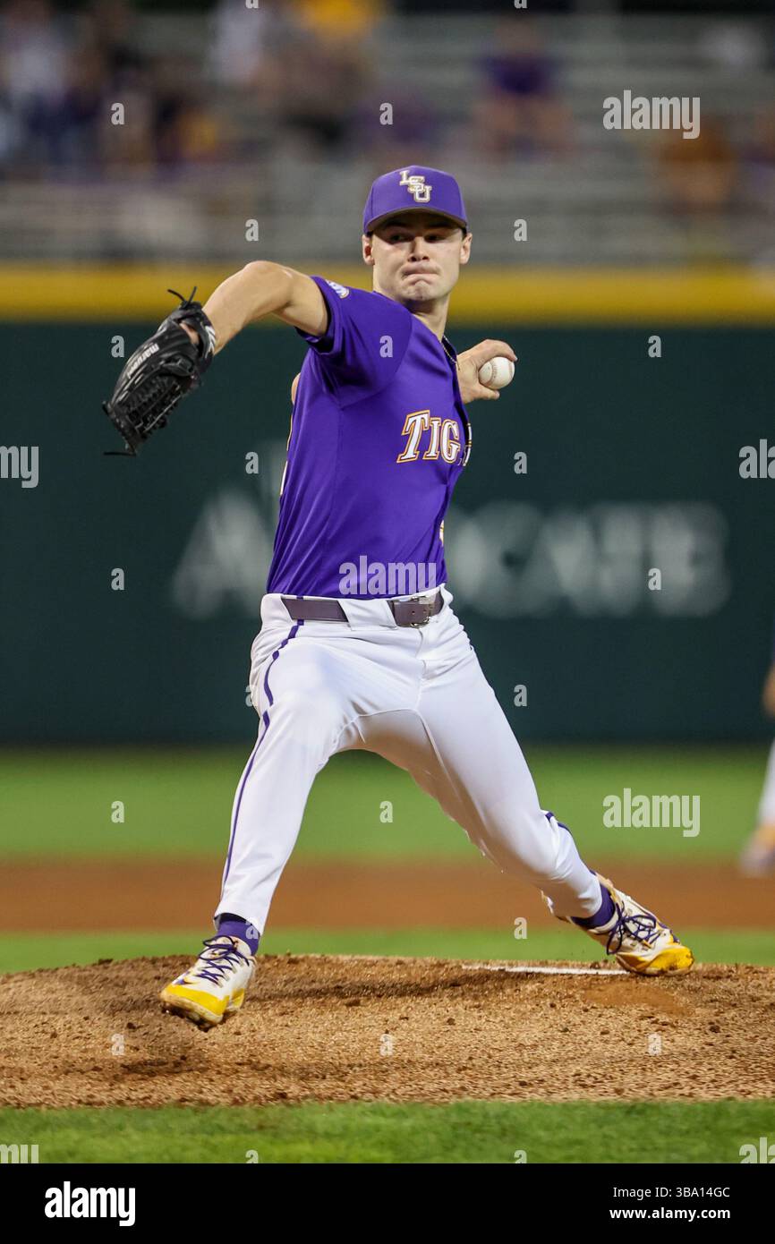 Baton Rouge, LA, USA. 09th May, 2025. LSU starting pitcher Kade ...